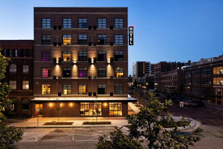 Moxy Omaha Downtown - Nebraska