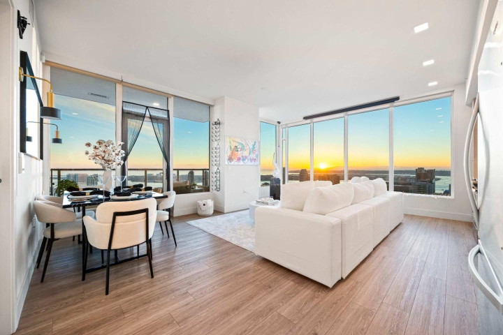 Luxury 39th-floor Sky Residence, Ocean Views - La Mesa, CA