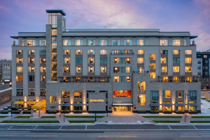 The Benson Hotel & Faculty Club - Englewood, CO