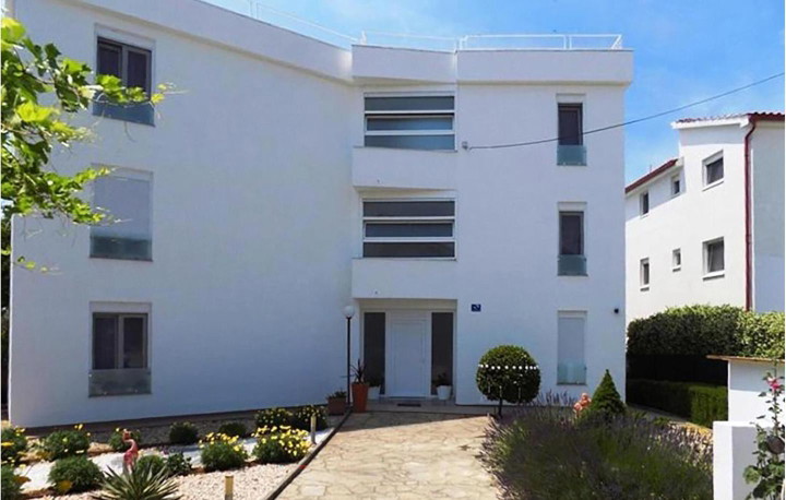 1 Bedroom Gorgeous Apartment In Pirovac - Tisno