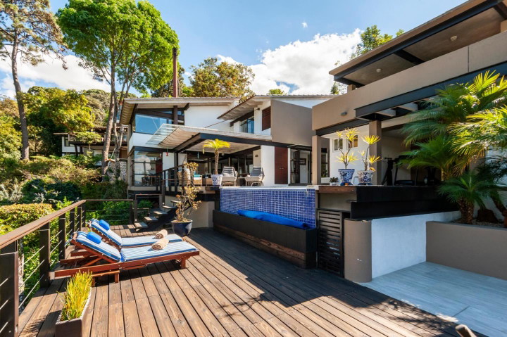 Hermosa Casa Con Terraza Y Vista Al Lago En Avándaro - Valle de Bravo