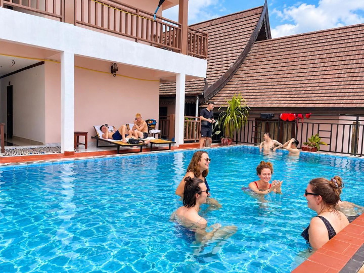 Vangvieng Sisavang Mountain View Hotel - 寮國