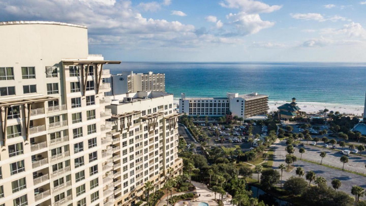 Sandestin Resort Luau By Tufan - Santa Rosa Beach, FL