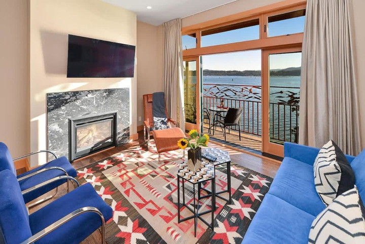 Salishan Chief Suite By Emr Vacation Rentals - Cowichan Bay