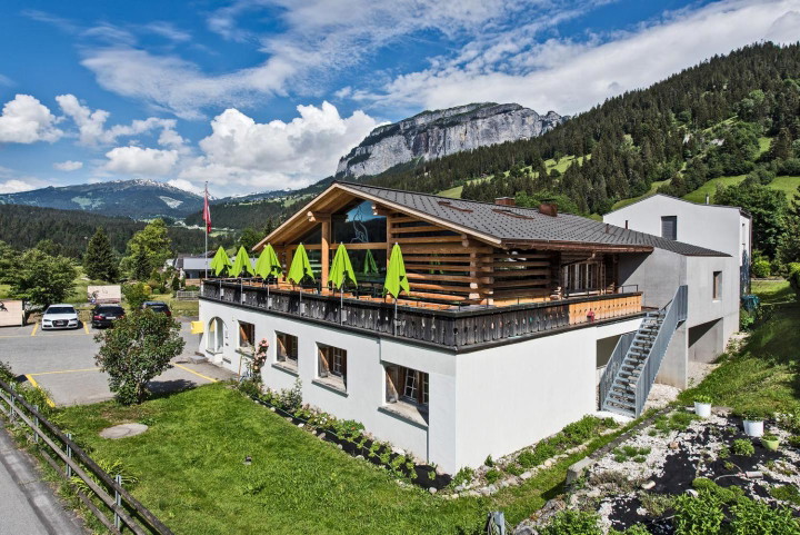 Hotel Ustria Parlatsch - Flims