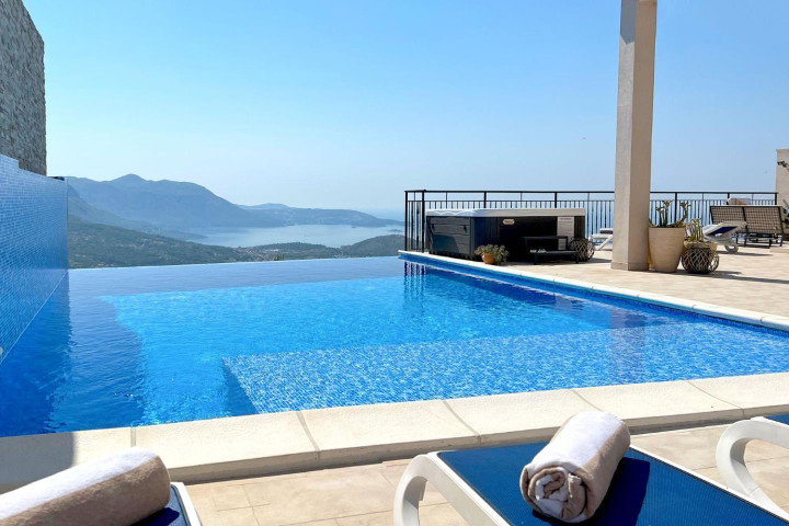 Luxury Villa Rock With Pool And Jacuzzi Near Dubrovnik - Cavtat