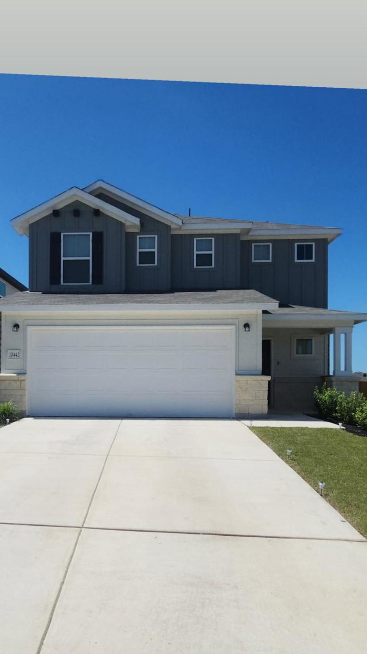 Private Cozy Rooms And Bathroom In Home Near Seaworld Riverwalk And Afb - San Antonio, TX