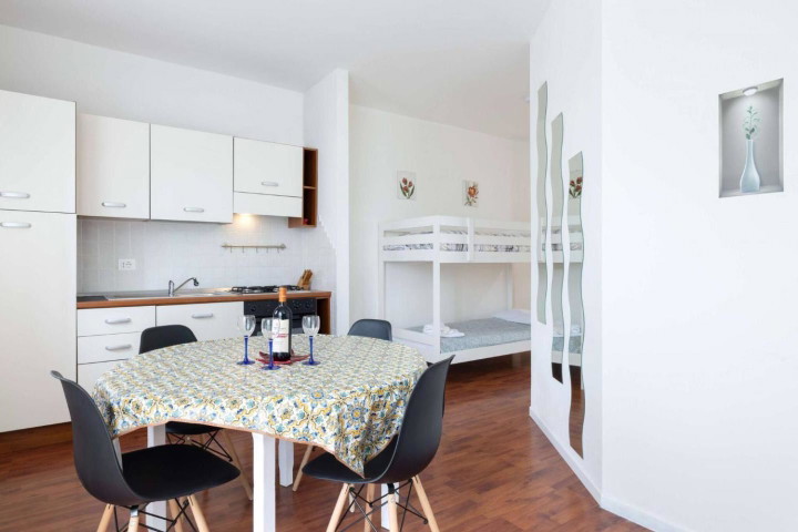 Riccione Hills Loft With Sea-view Balcony, Free Parking Wi-fi - Riccione