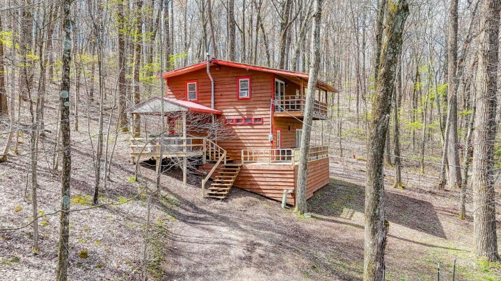 Wyandot Woods - Cedar House - Laurelville, OH