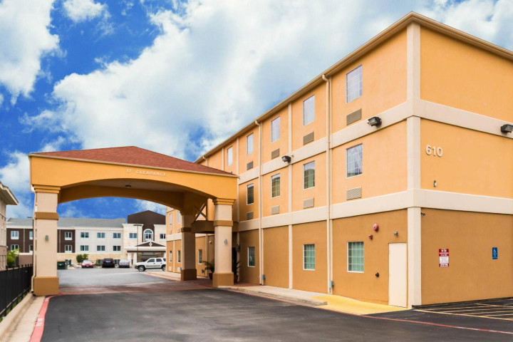 Quality Inn Killeen Near Fort Hood - Killeen, TX