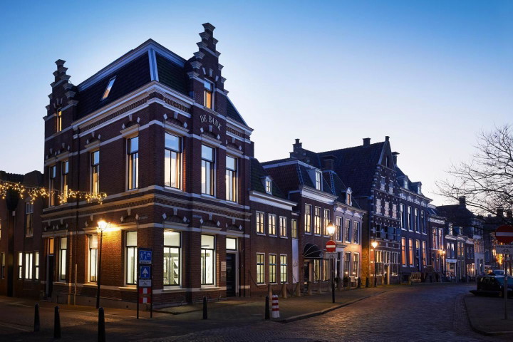 "De Bank" - Harbour Suites - Nederland