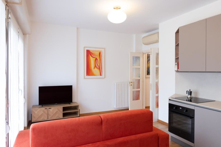 Elegant One Bedroom Apartment Bocconi - Milan