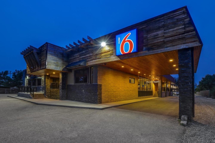 Motel 6 Brooks Ab - Alberta