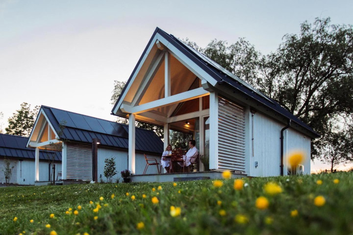 Tiny House Met Hottub - Ameland
