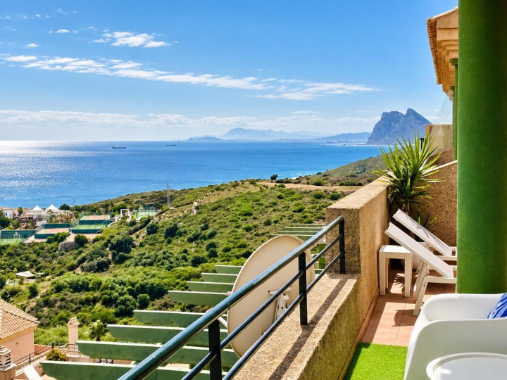 Bohemian Penthouse In Alcaidesa - Castellar de la Frontera