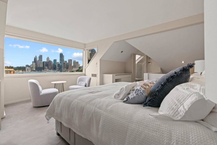 Panorama Firework View - Classic 4-level Terrace Style Living In Kirribilli !!! - Manly