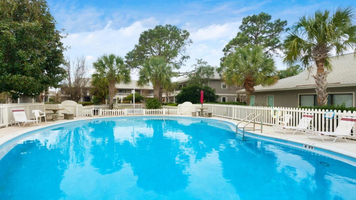 Beachwood Villas 8d - Seacrest, FL