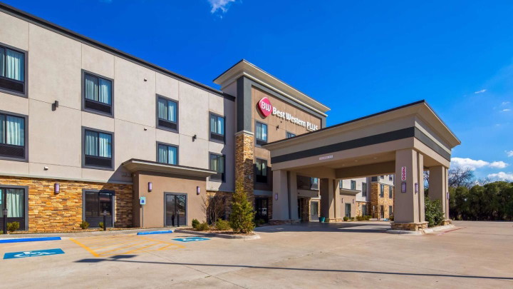 Best Western Plus Ardmore Inn & Suites - Lake Texoma