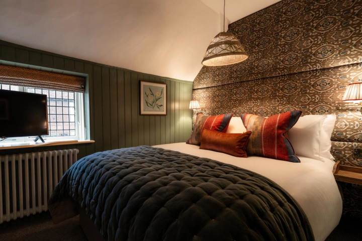 Bel And The Dragon-cookham - High Wycombe