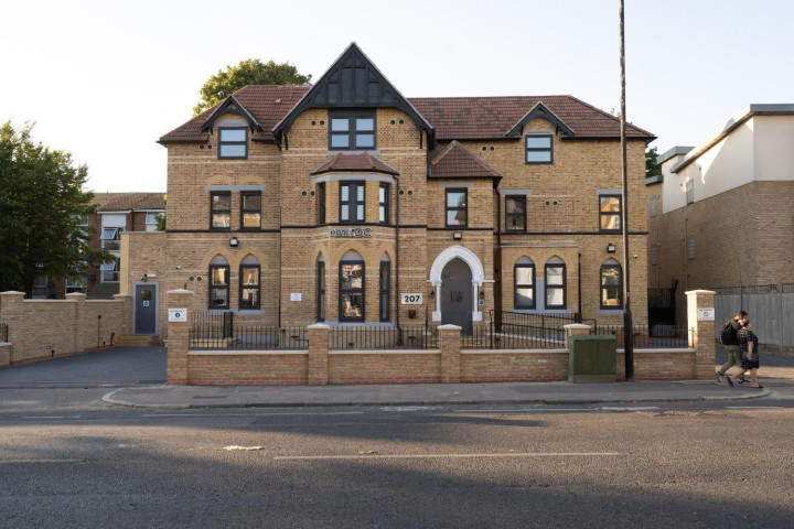 Hotel Dc, Stratford - Enfield, UK