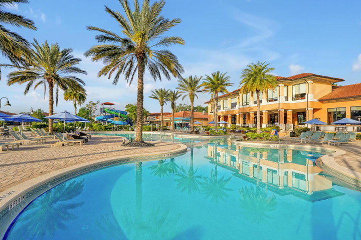 Regal Oaks Resort Vacation Townhomes By Idiliq - Celebration, FL