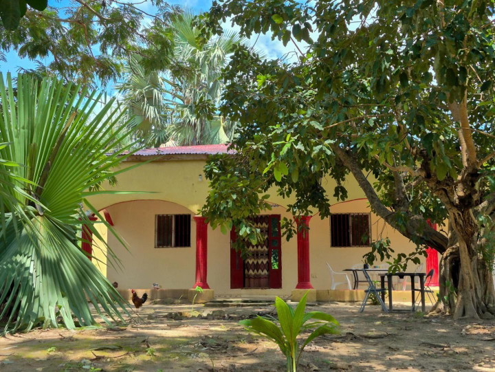 Sunshine Guesthouse Bafuloto - The Gambia