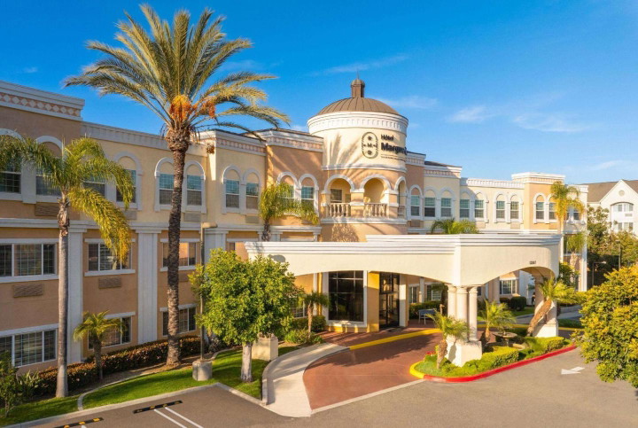 Hotel Marguerite South Anaheim - Garden Grove, Trademark Collection By Wyndham - Santa Ana, CA