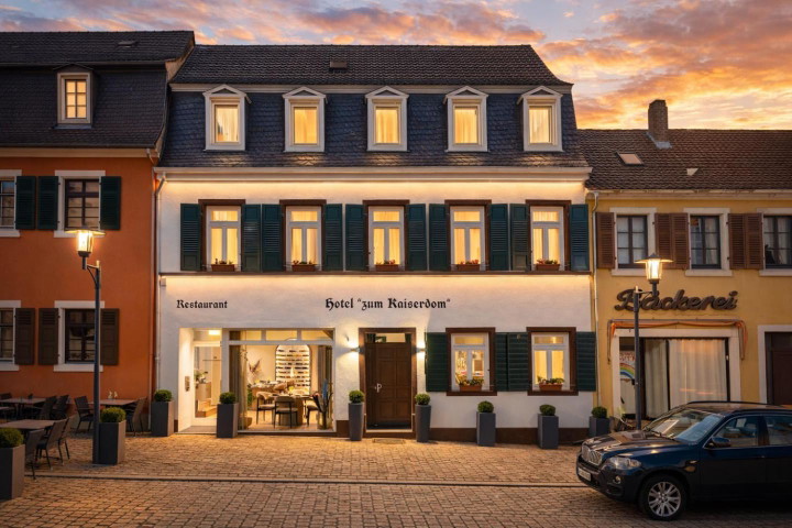 Hotel Zum Kaiserdom - Spira