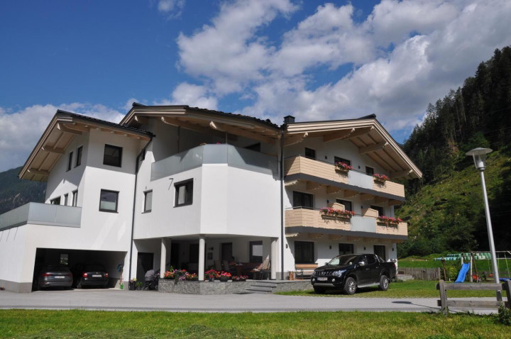 Gästehaus Holaus - Mayrhofen