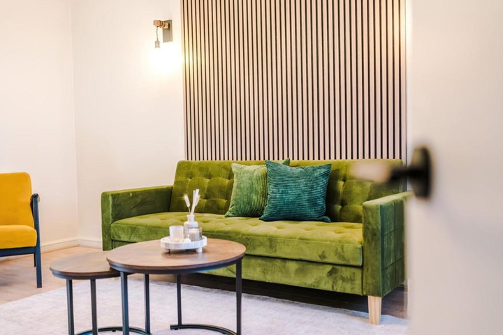 Hyde Modern 3br Home Sleeps 7 Free Parking - Oldham