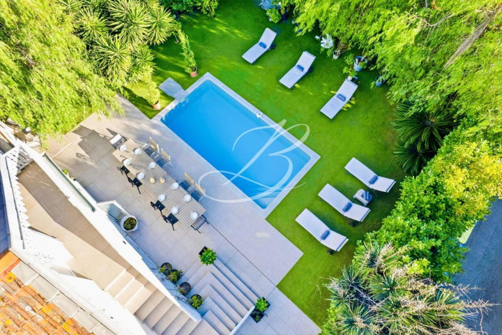 Villa Anna For 10 People With A Pool And Garden - Cannes