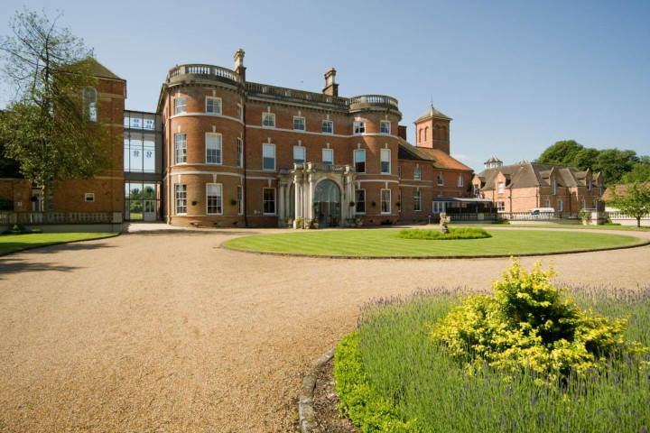 Oakley Hall Hotel - Hampshire