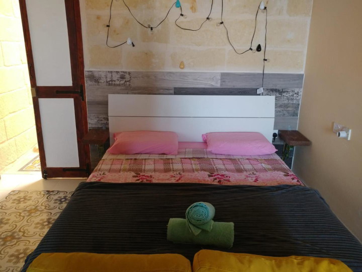 Triesti Home - Malta