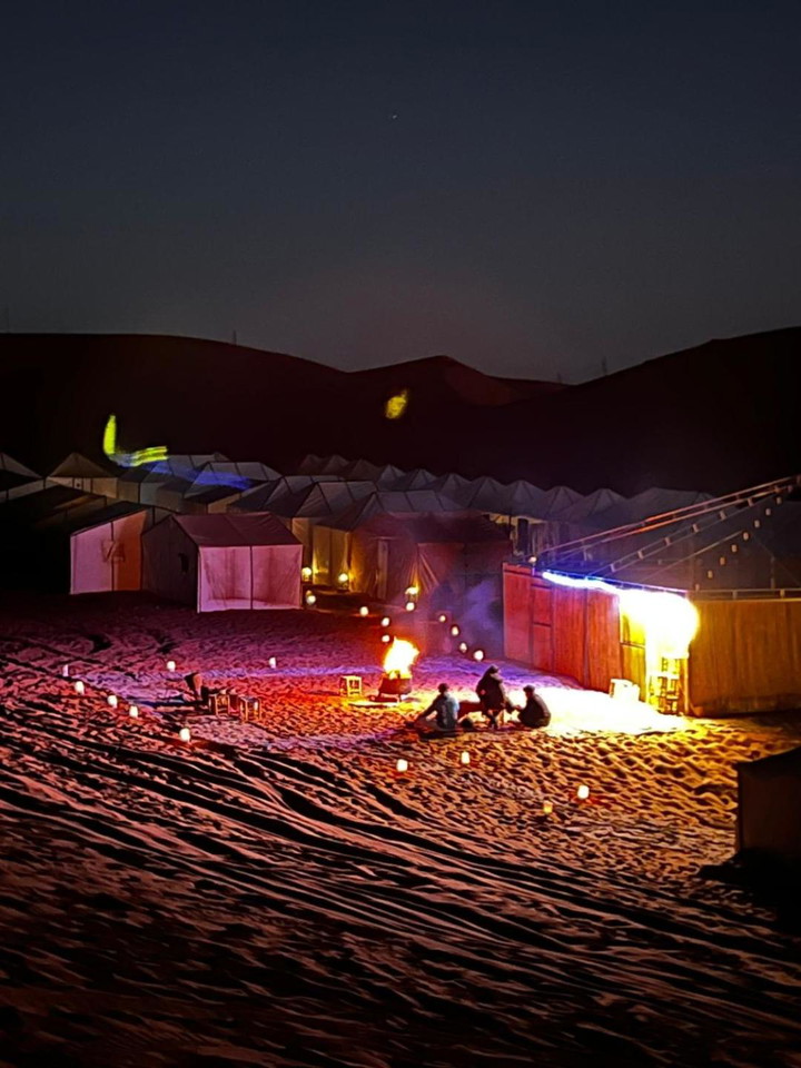 Desert Hassi Labiad Camp - Maroc
