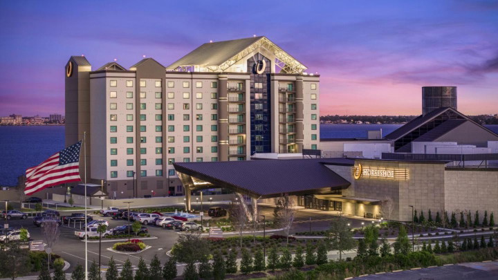 Horseshoe Lake Charles Hotel & Casino - A Caesars Rewards Destination - Louisiana