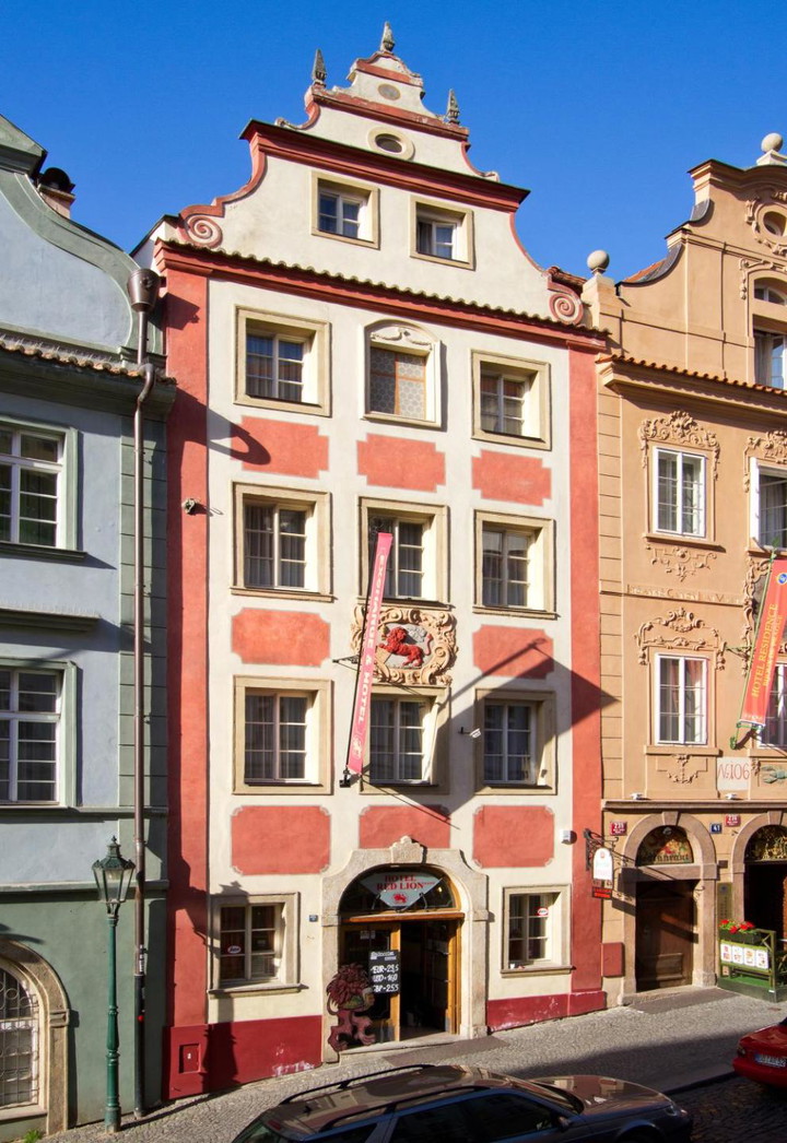 Red Lion Hotel - Prague