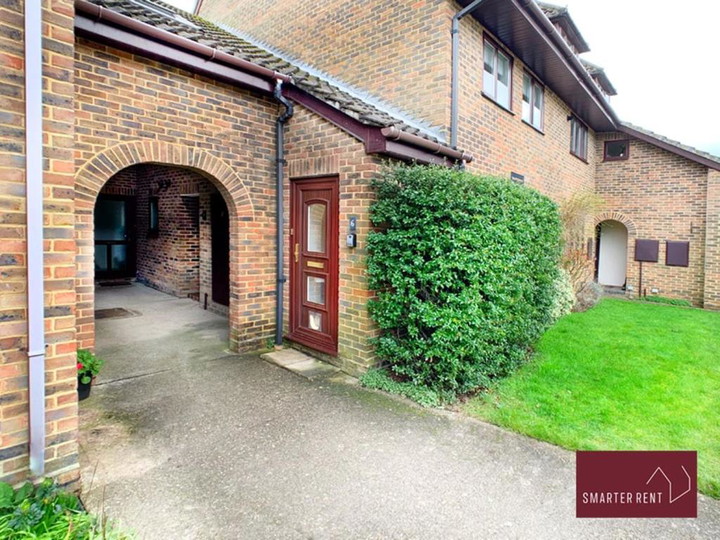 Wokingham - Maisonette Communal Garden - Wokingham