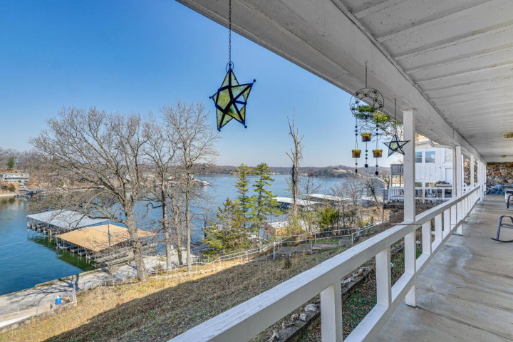 Cozy Lake Ozark Villa W/ Main Channel Views! - United States