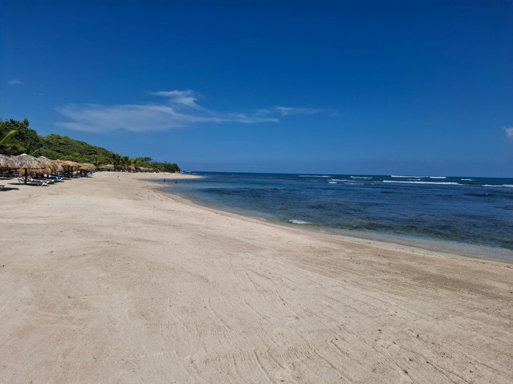 Sun Sea - Costambar Beachside Apartment With Pool - Puerto Plata