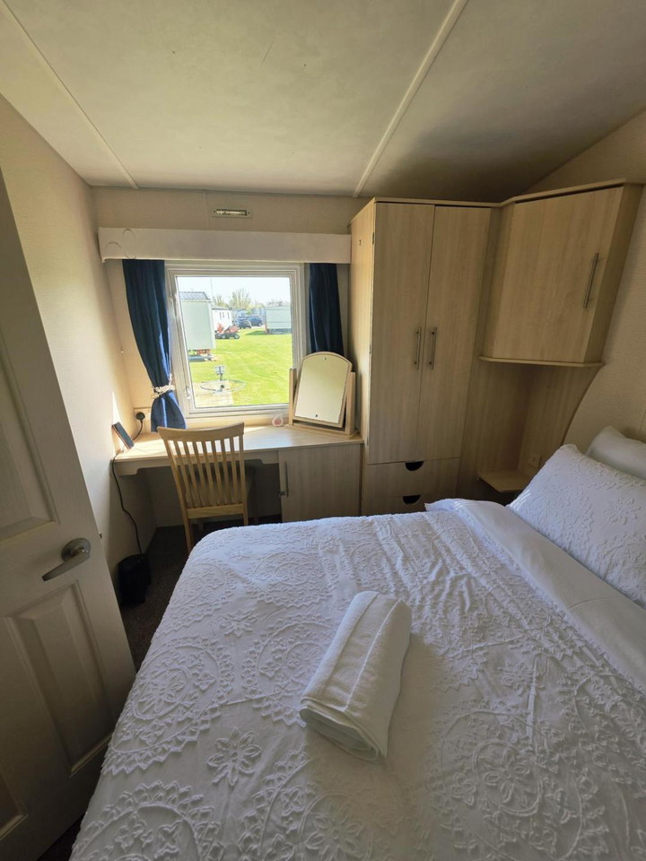 Loulex Deluxe - Mersea Island