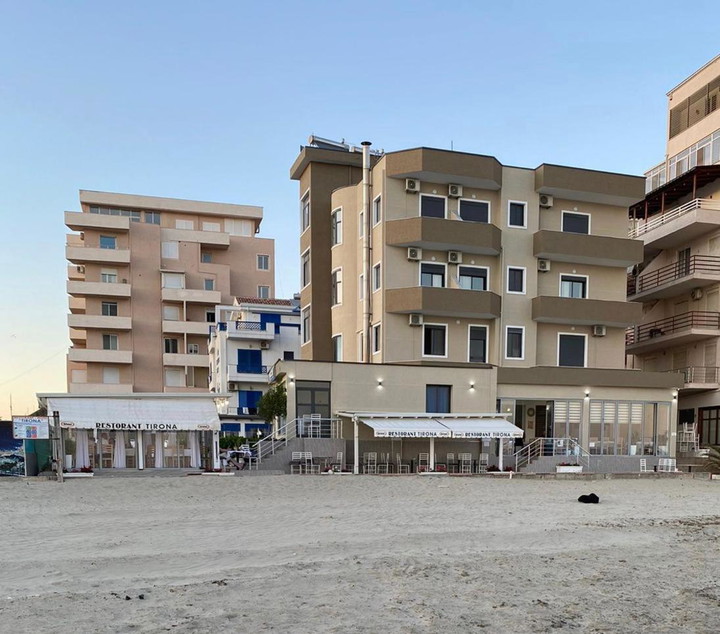 Hotel Tirona - Durazzo