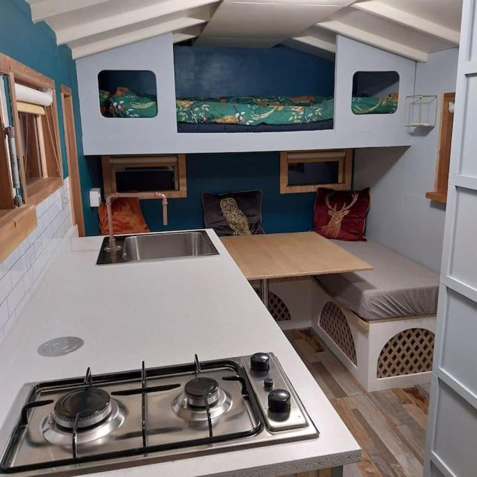 Tiny Home Or Chalet - With Toilet & Shower Room In Separate Outbuilding - Nottingham