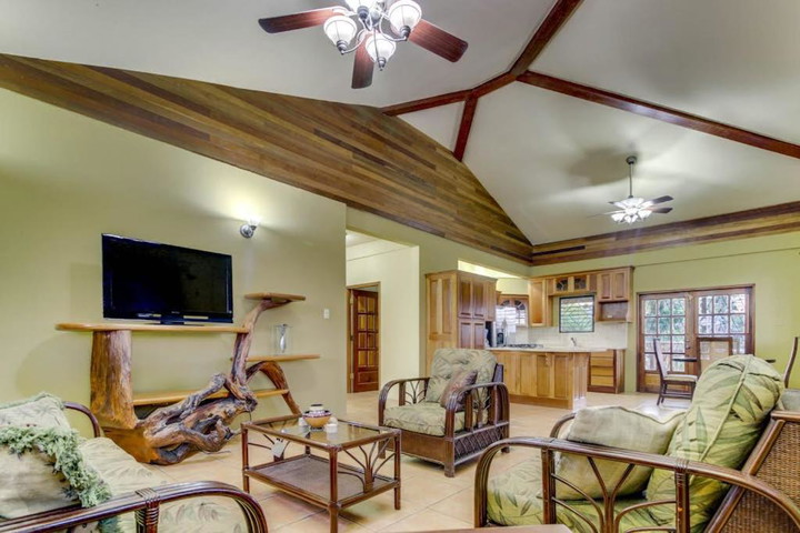 Villa Maya Gold Standard And Certified - Belize