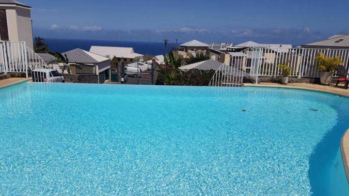Eden Appartement, T2 49m2, 4 Pers Vue Mer, Piscine - La Réunion
