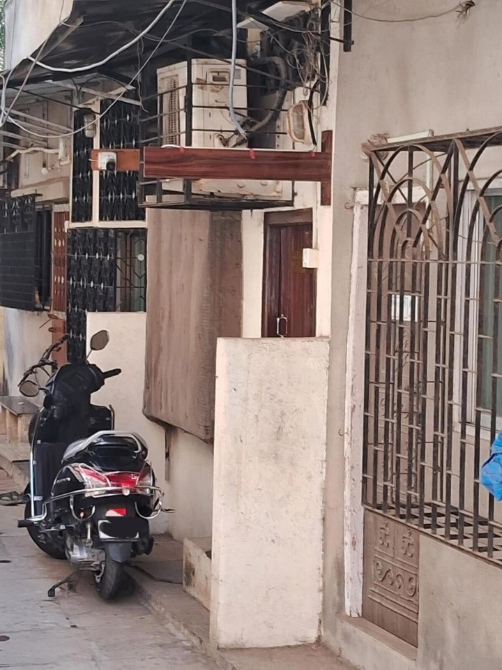 Alpha Business Men Ac Homestay Near Airport & Bkc - Mumbai