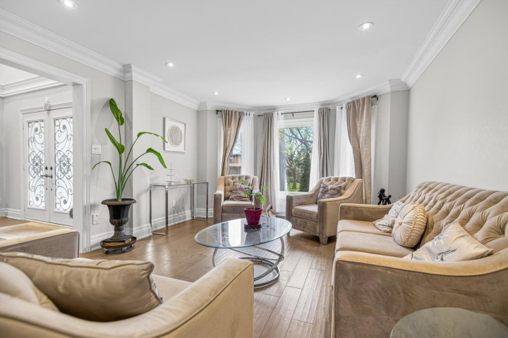 Luxury Spacious House Near Yonge St Mall Hwy7 - Vaughan