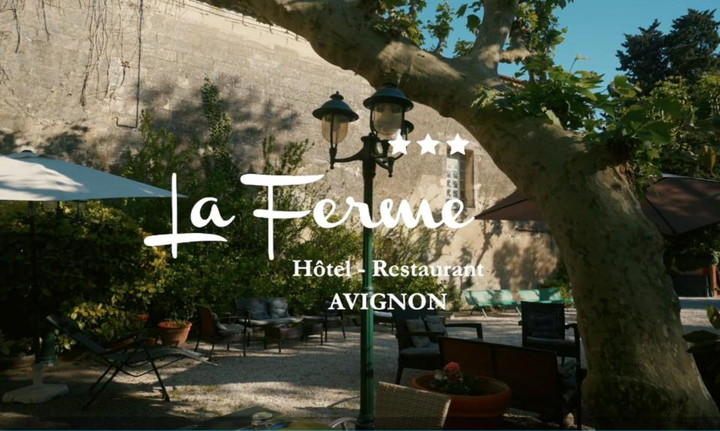Logis Hotel La Ferme - Rochefort-du-Gard