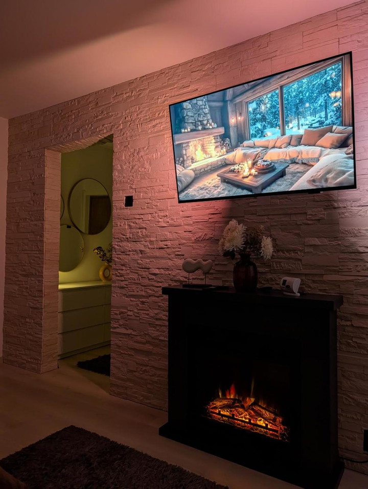 Cozy Central Studio - Vulcan