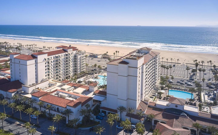 The Waterfront Beach Resort, A Hilton Hotel - Cypress, CA