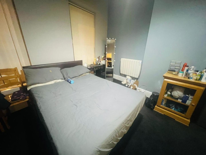 Ashton Apartment - Oldham